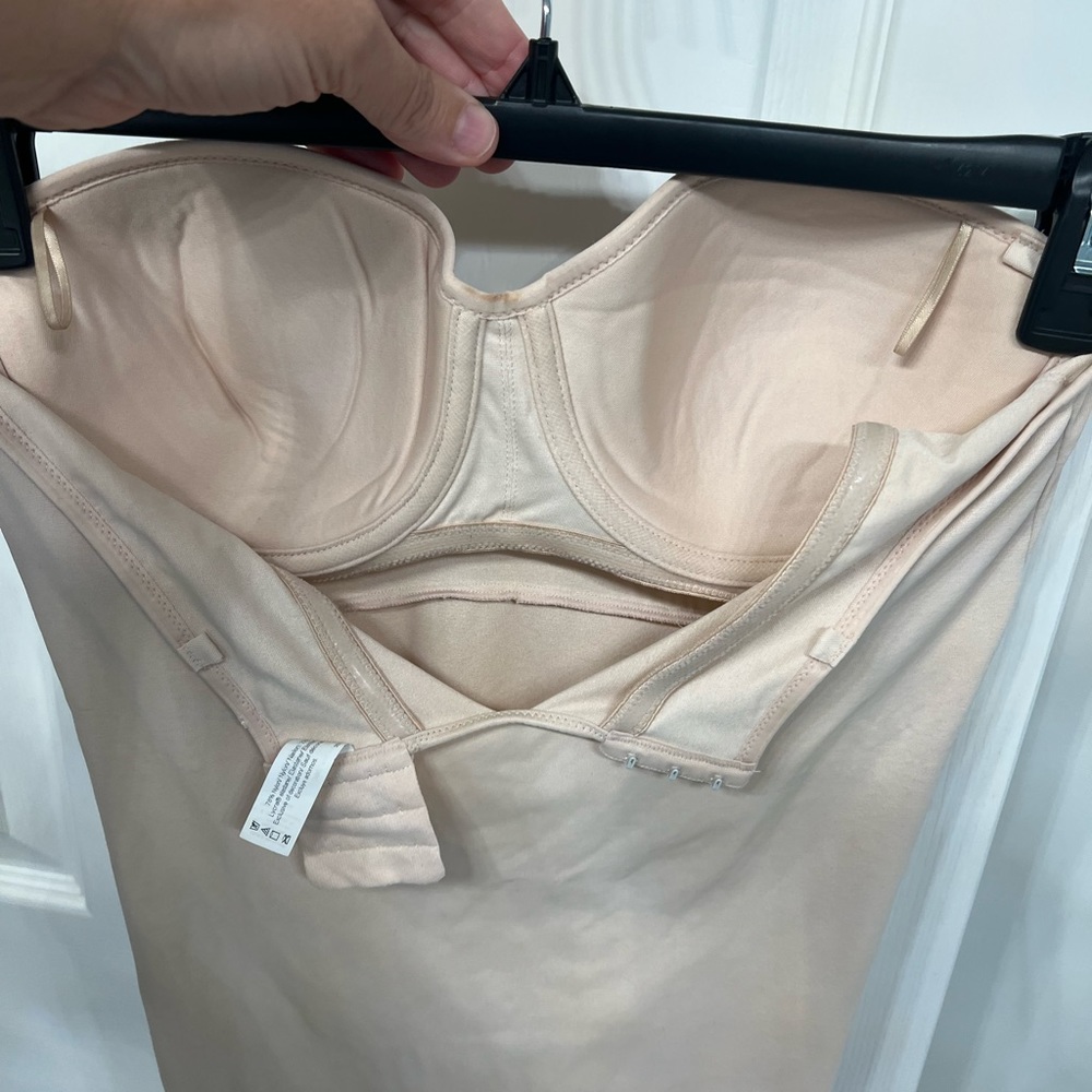 Maidenform Flexees Strapless Bra And Minimizer In One. - Gem